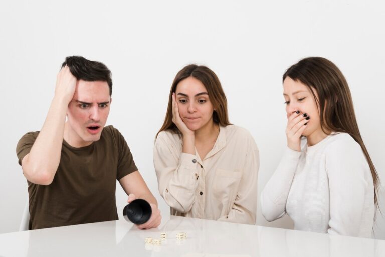 Avoidant Personality Disorder (AvPD) vs. Borderline Personality ...